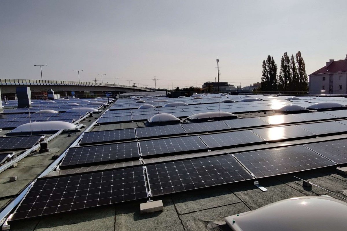 Photovoltaik-Großanlage: Kunde lobt „professionelle Umsetzung“